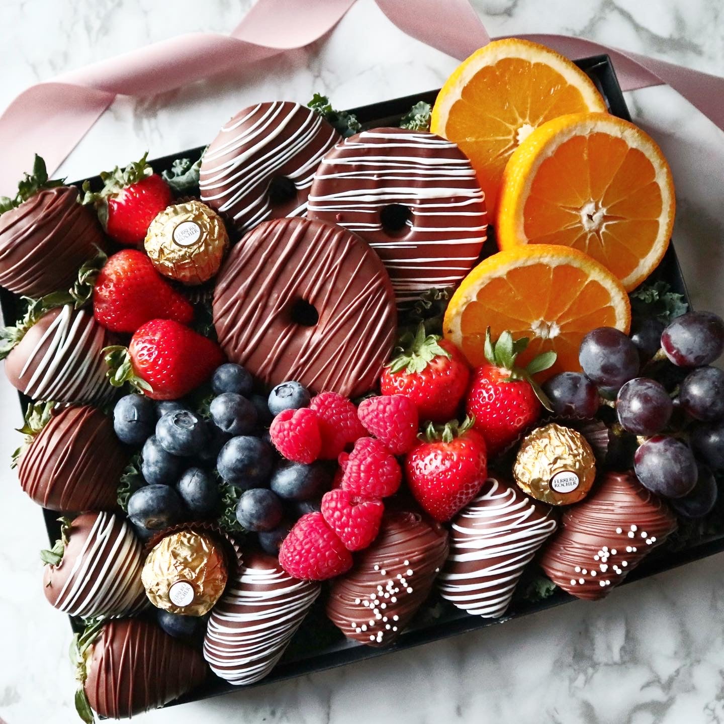 Elegant Dipped Fruit Box: Chocolate Berries, Oranges & Fresh Fruits ...